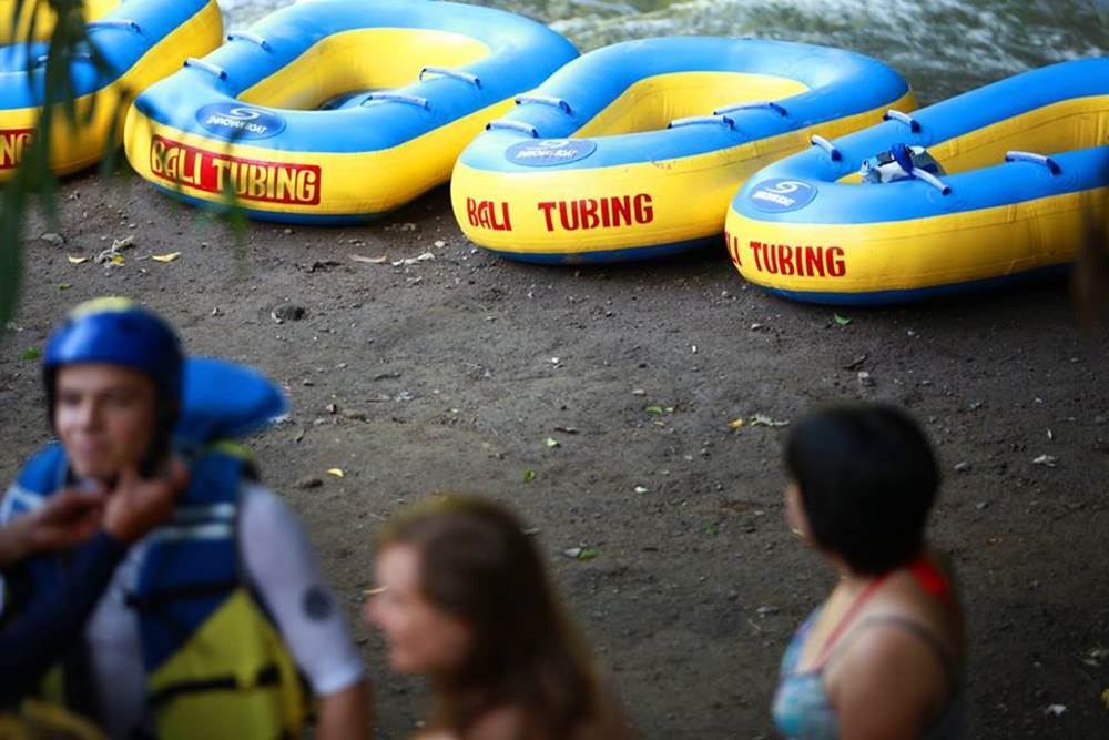 Bali Trekking Sunrise and Pakerisan River Tubing Tour