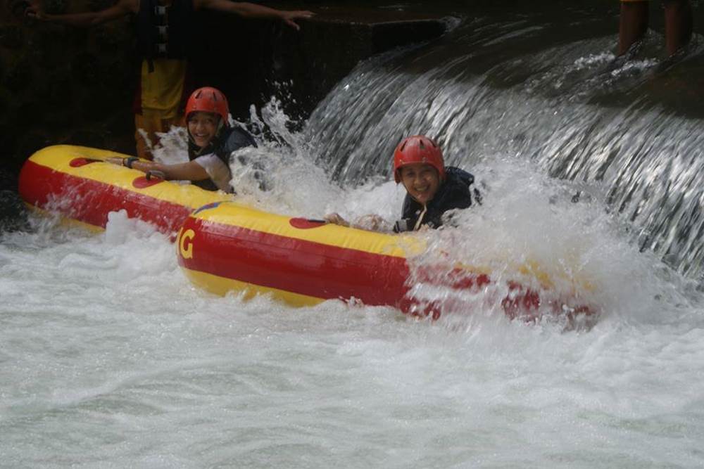 Bali Trekking Sunrise and Pakerisan River Tubing Tour